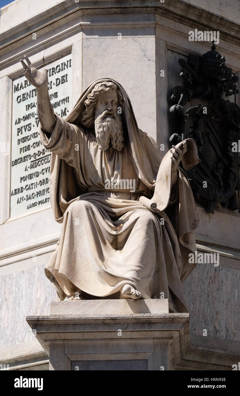 Chelli hi-res stock photography and images - Alamy