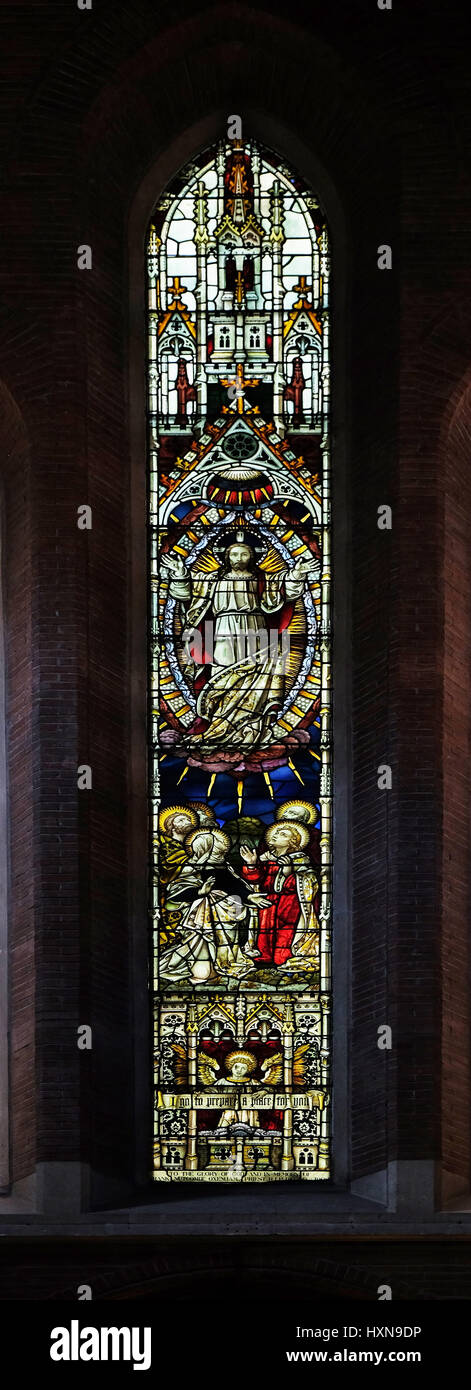 Renaissance italian stained glass hi-res stock photography and images ...