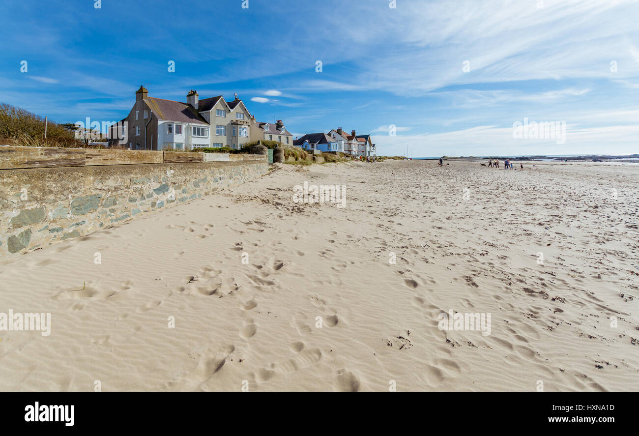 Seafront view at Rhosneigr, Anglesey Stock Photo - Alamy