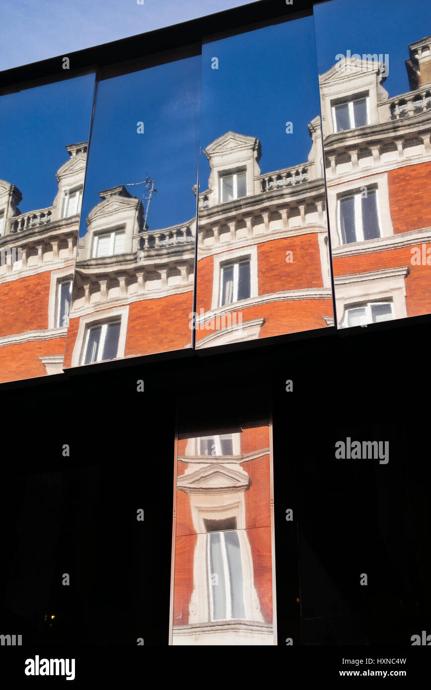 Reflect London in Covent garden. 67 mirrors wrapped around the eastern ...