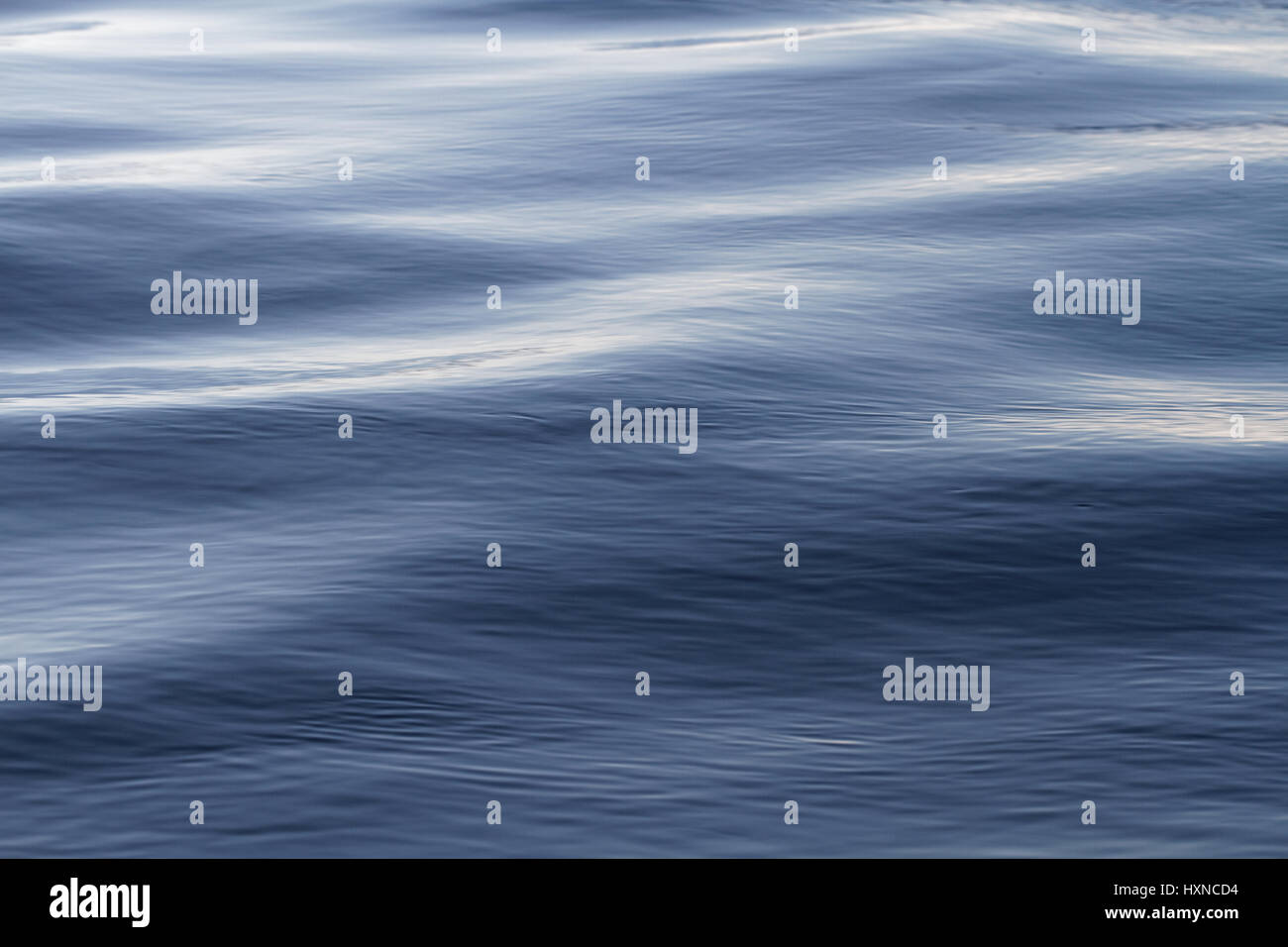 Slight wave hi-res stock photography and images - Alamy