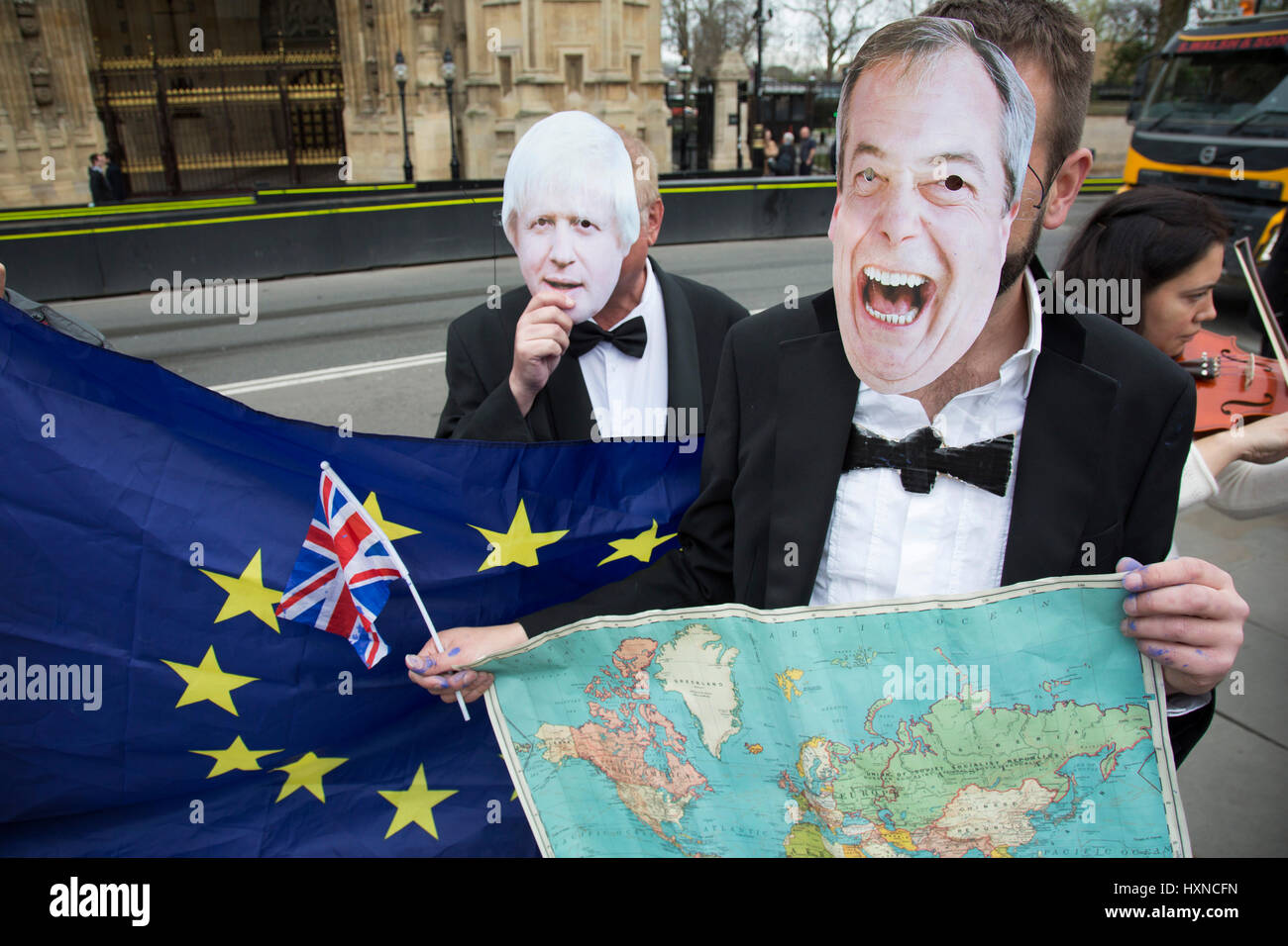 Farage mask hi-res stock photography and images - Alamy
