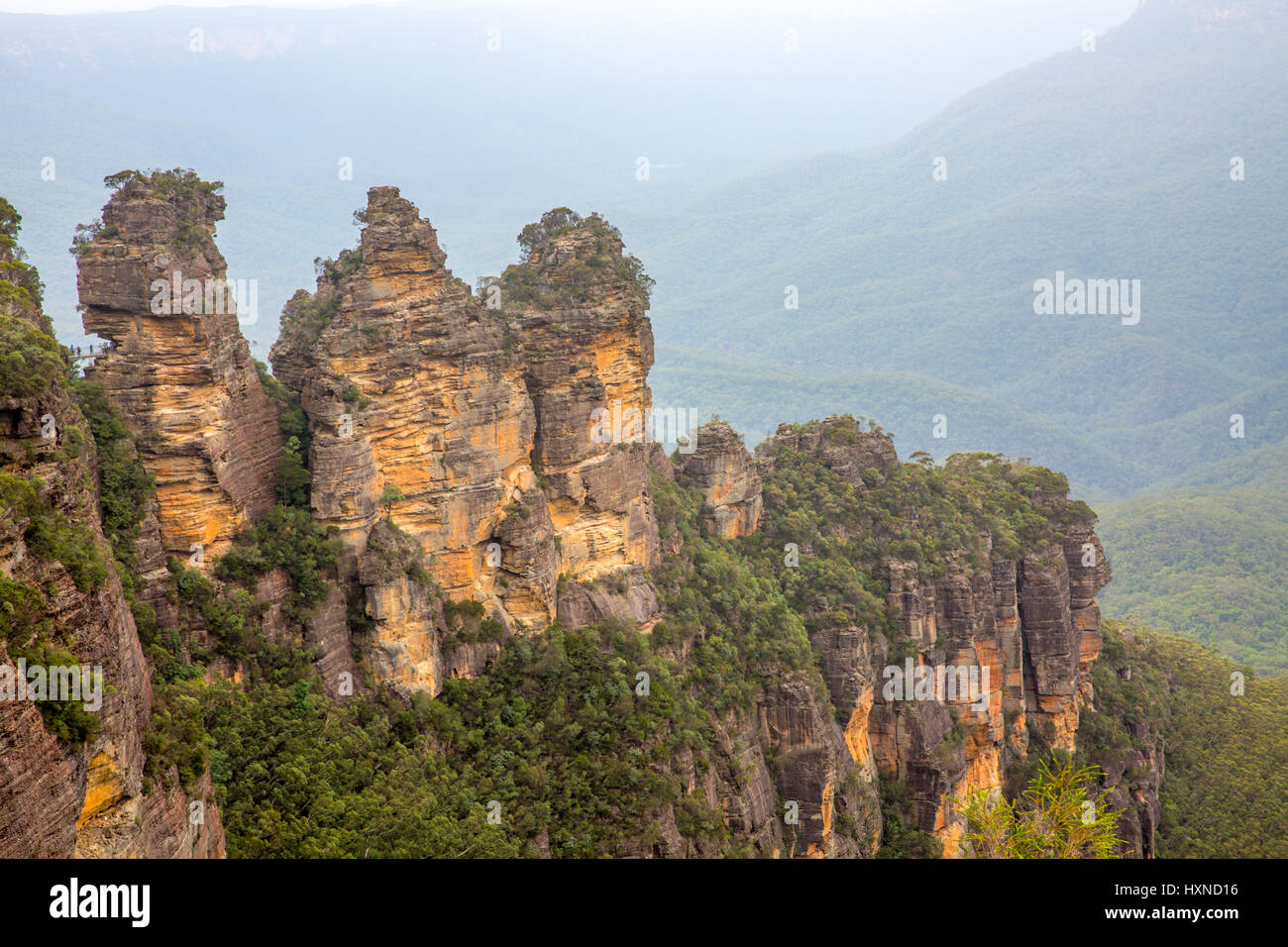 Famous Three Sisters rock formation in Jamison valley in the Blue ...