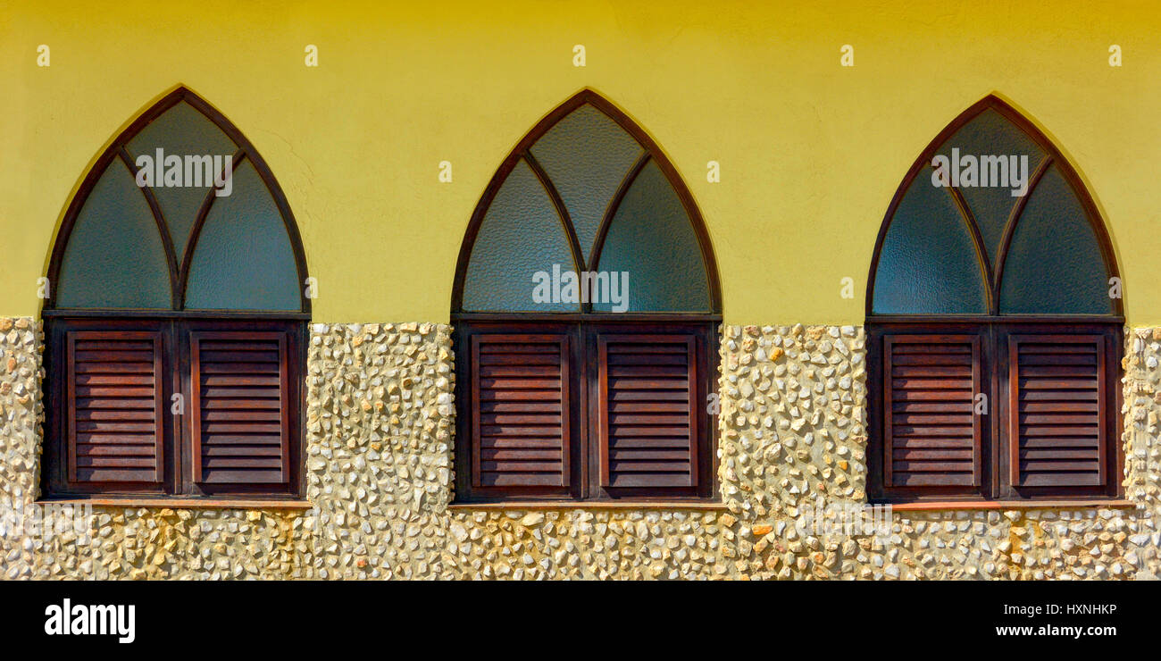 Three arch windows hi-res stock photography and images - Alamy