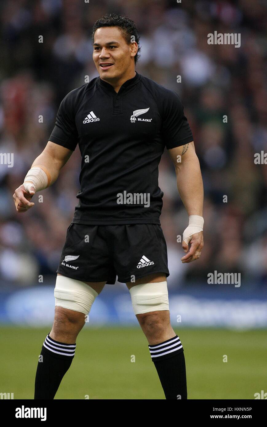 Chris masoe hi-res stock photography and images - Alamy