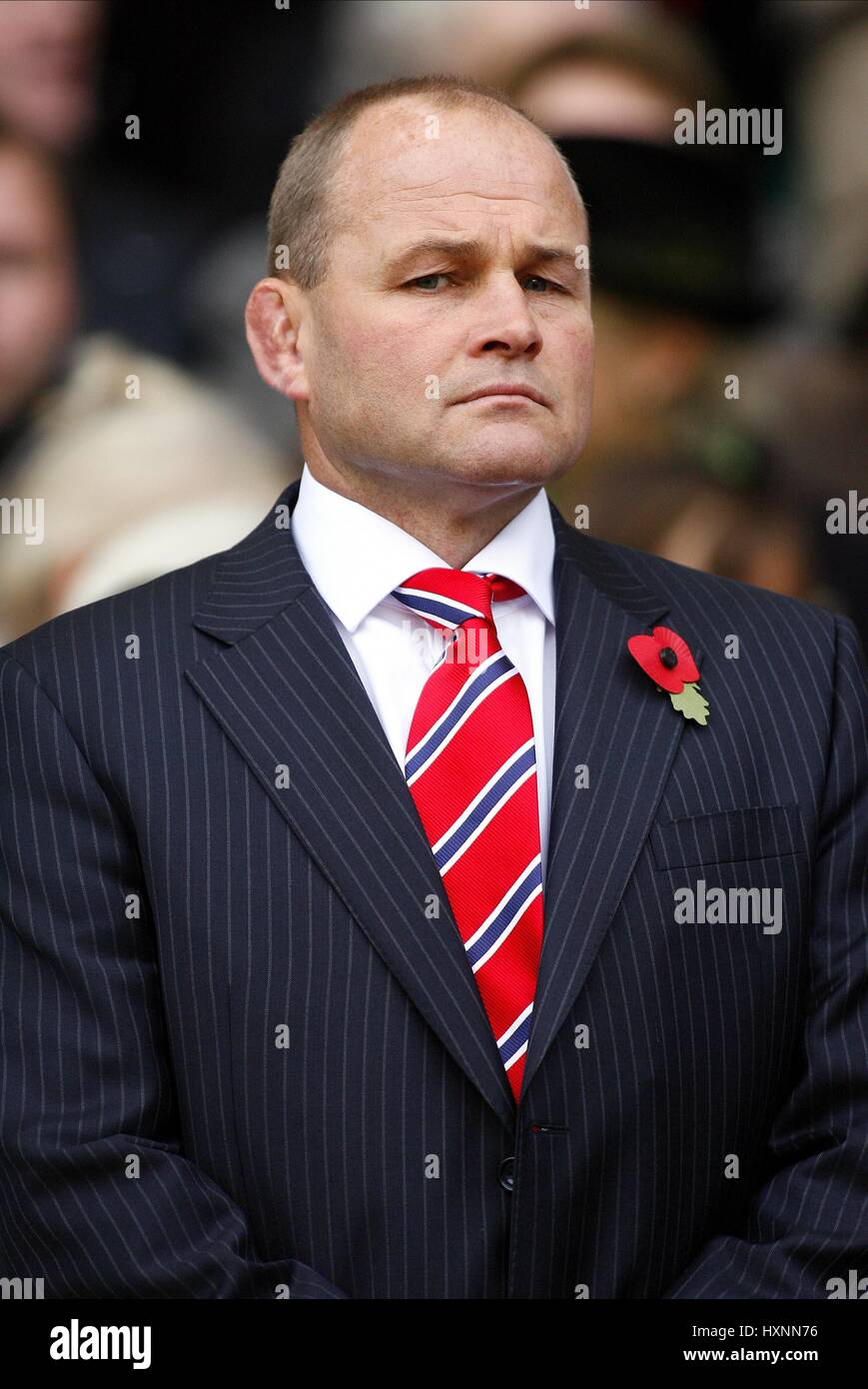 ANDY ROBINSON ENGLAND RUGBY UNION COACH TWICKENHAM LONDON ENGLAND 05 ...