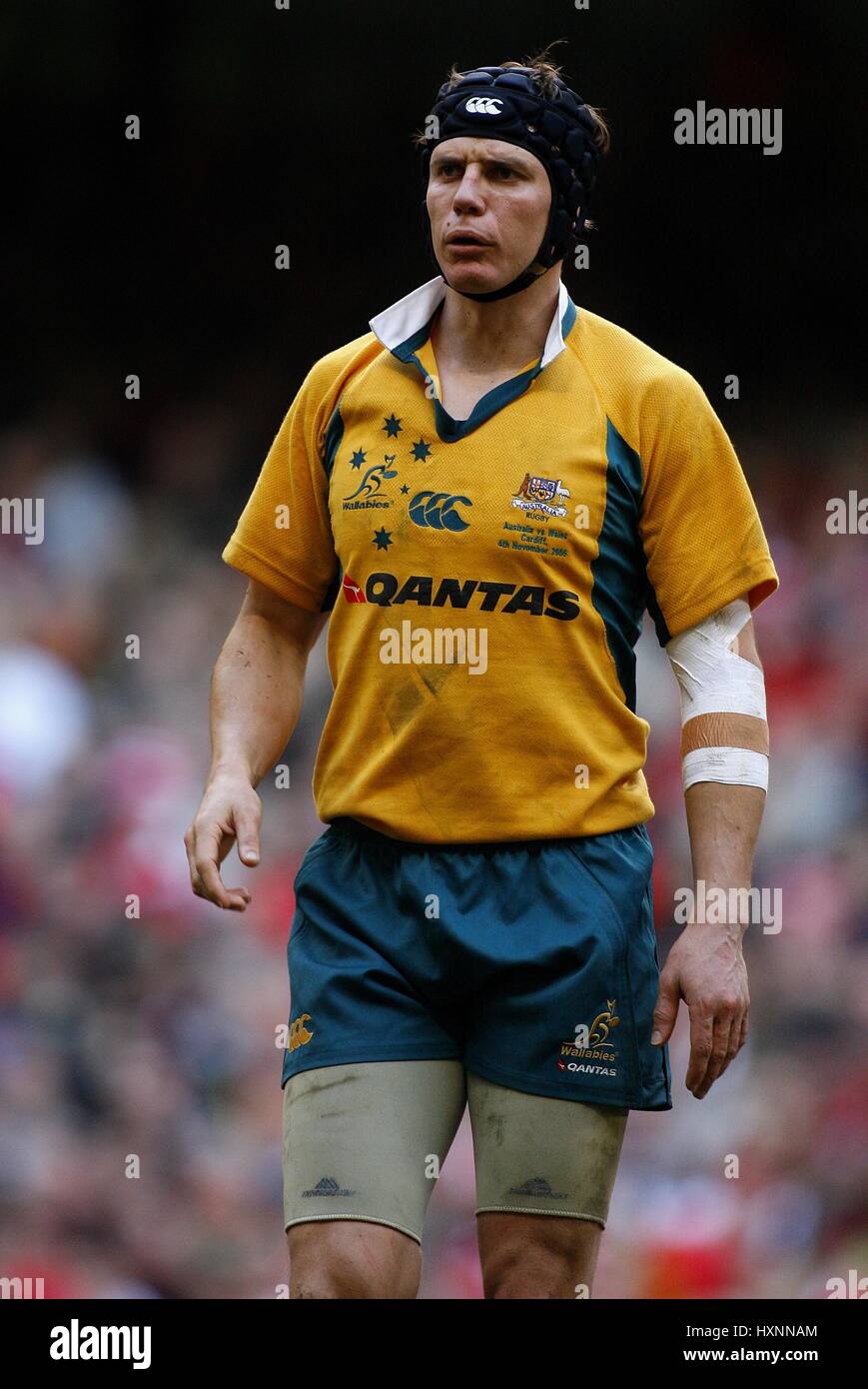 Stephen larkham rugby hi-res stock photography and images - Alamy