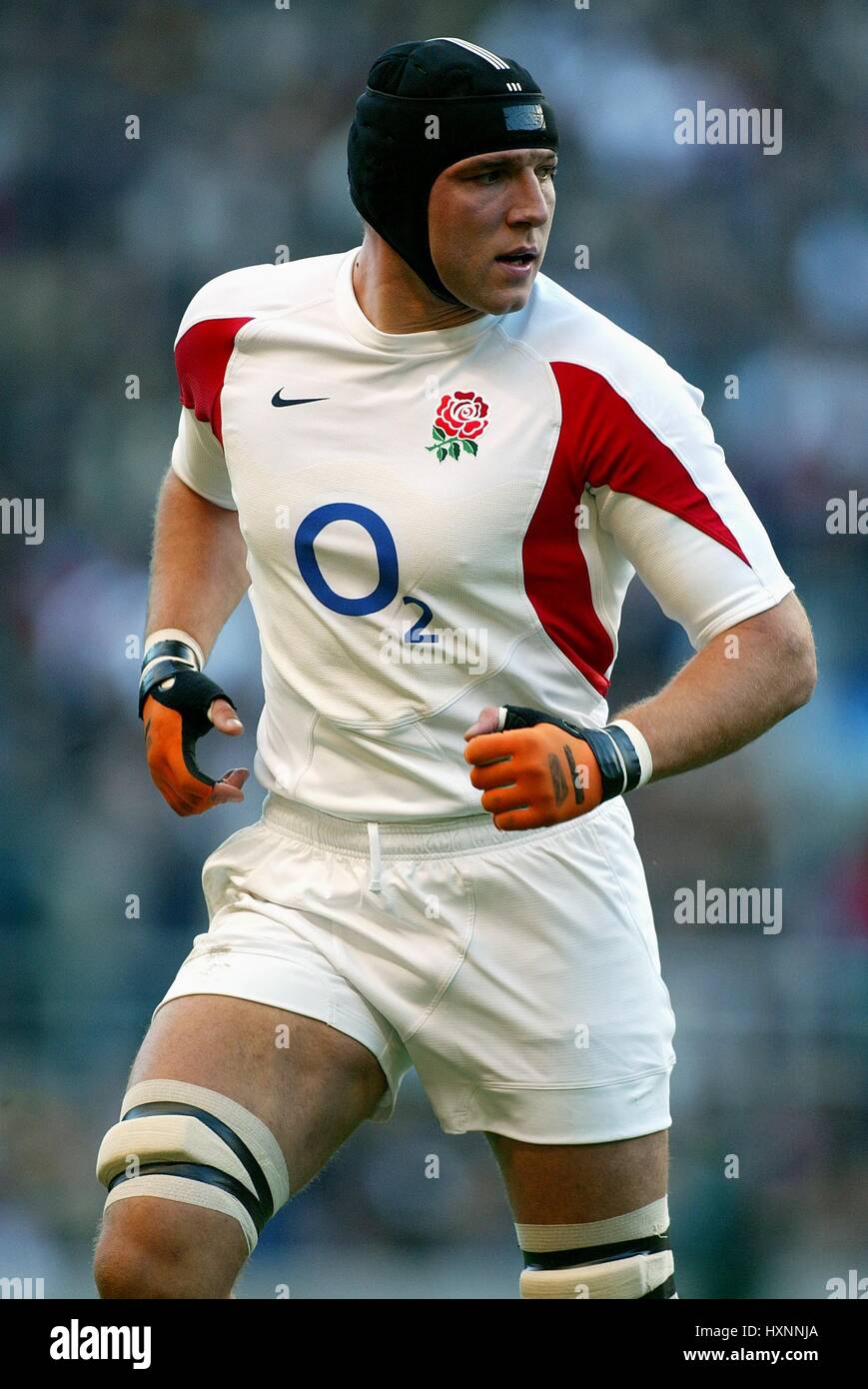 BEN KAY ENGLAND & LEICESTER TIGERS RU TWICKENHAM MIDDLESEX ENGLAND 18 ...