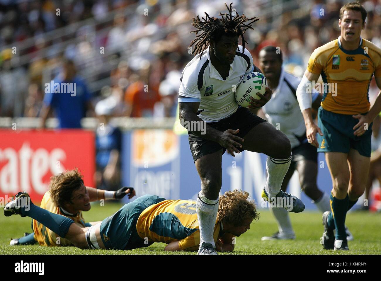 VILIMONI DELASAU BURSTS THROUG AUSTRALIA V FIJI RWC FRANCE 0 STADE DE ...