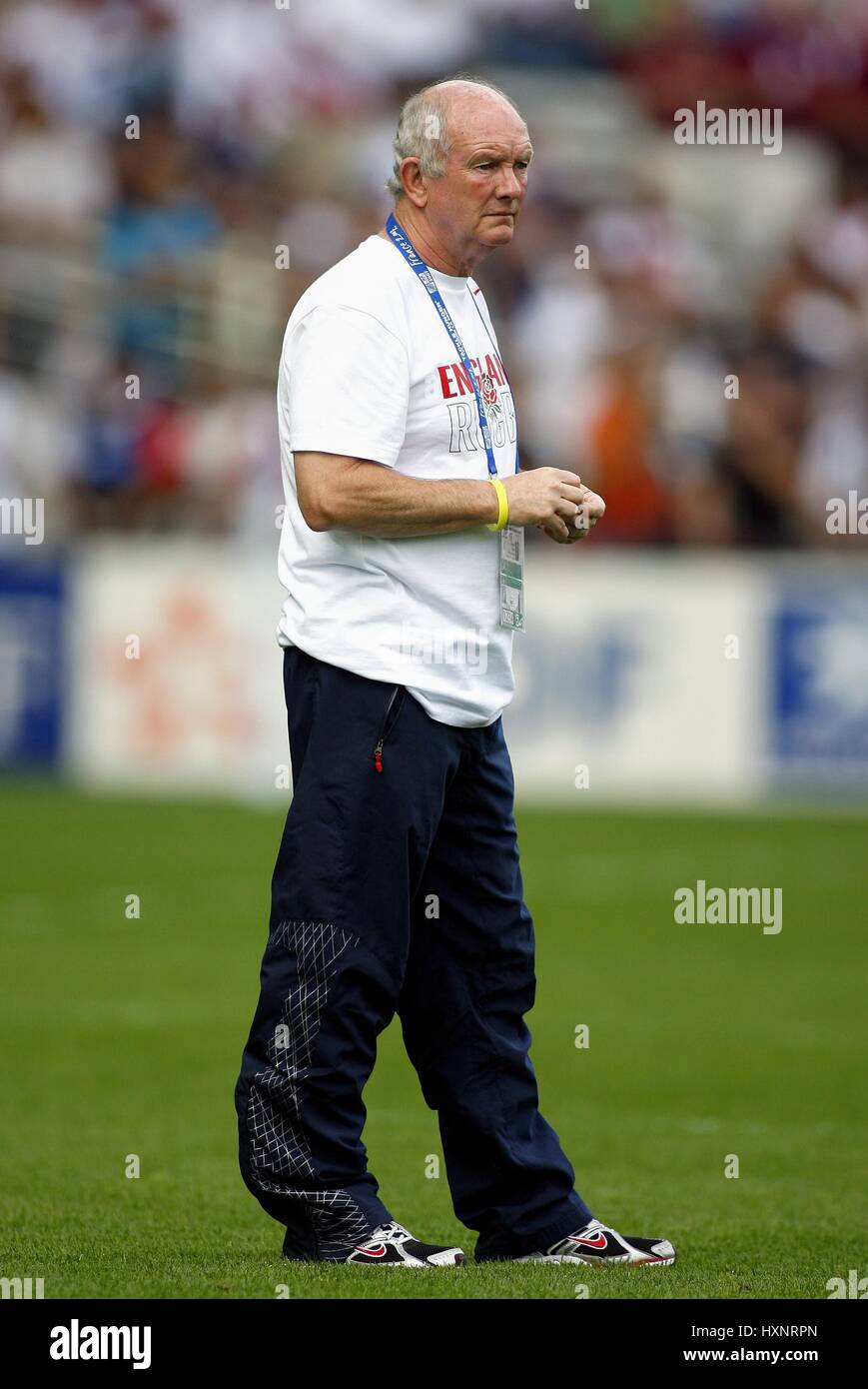 BRIAN ASHTON ENGLAND RUGBY UNION HEAD COACH STADE DE LA BEAUJOIRE ...