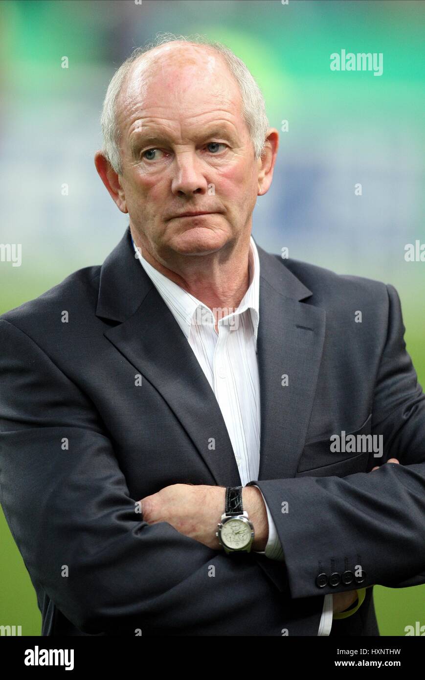BRIAN ASHTON ENGLAND RUGBY UNION HEAD COACH STADE DE FRANCE PARIS ...