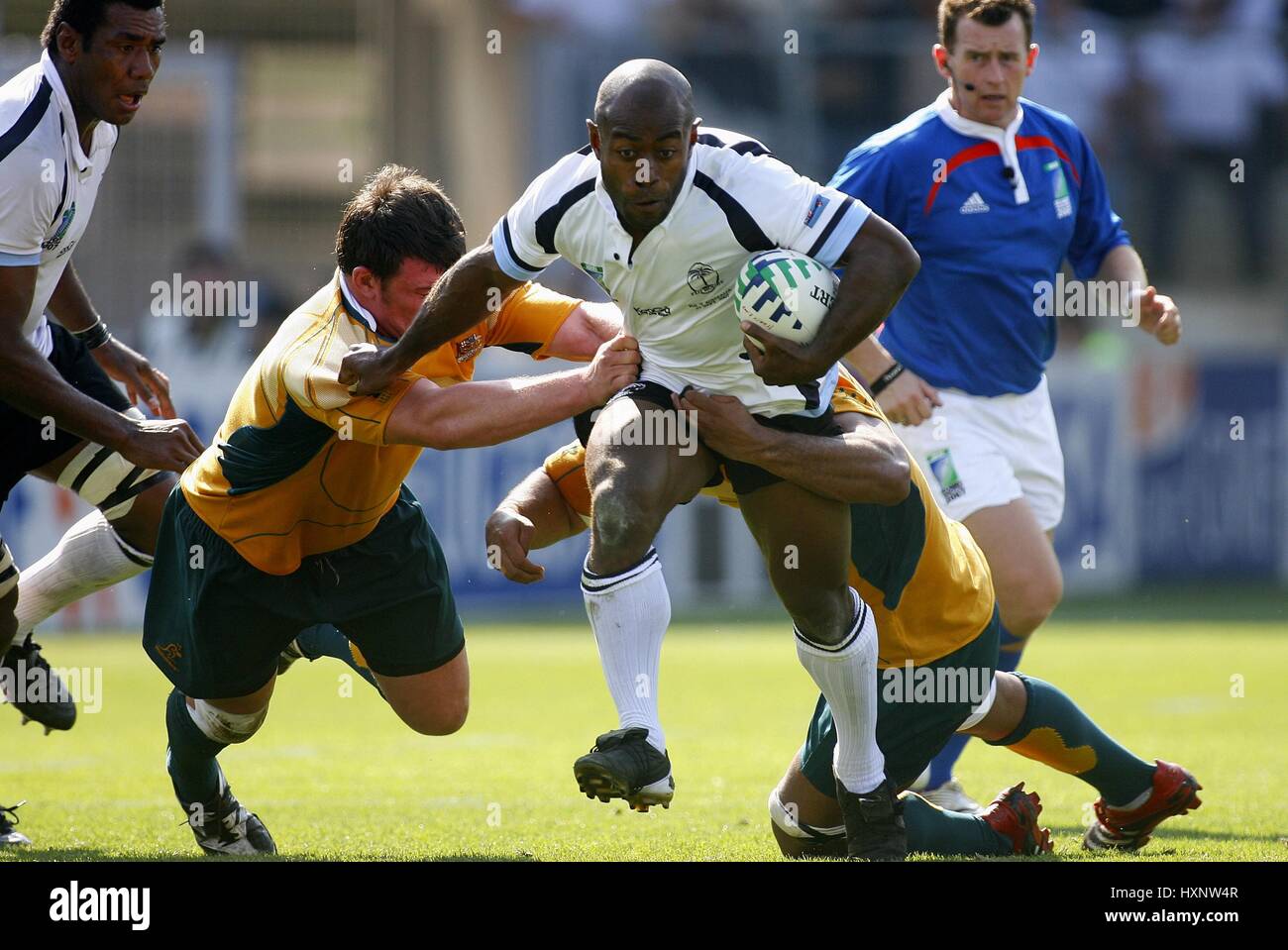 MOSESE RAULUNI BURSTS THROUGH AUSTRALIA V FIJI STADE DE LA MOSSON ...