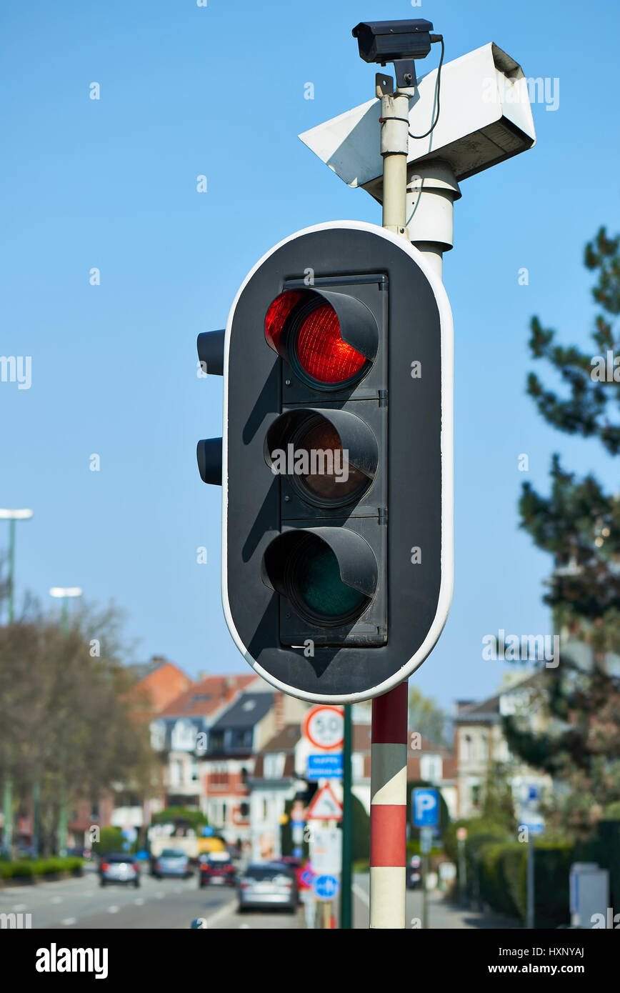 Red traffic light in the city of brussels, Europe Stock Photo - Alamy