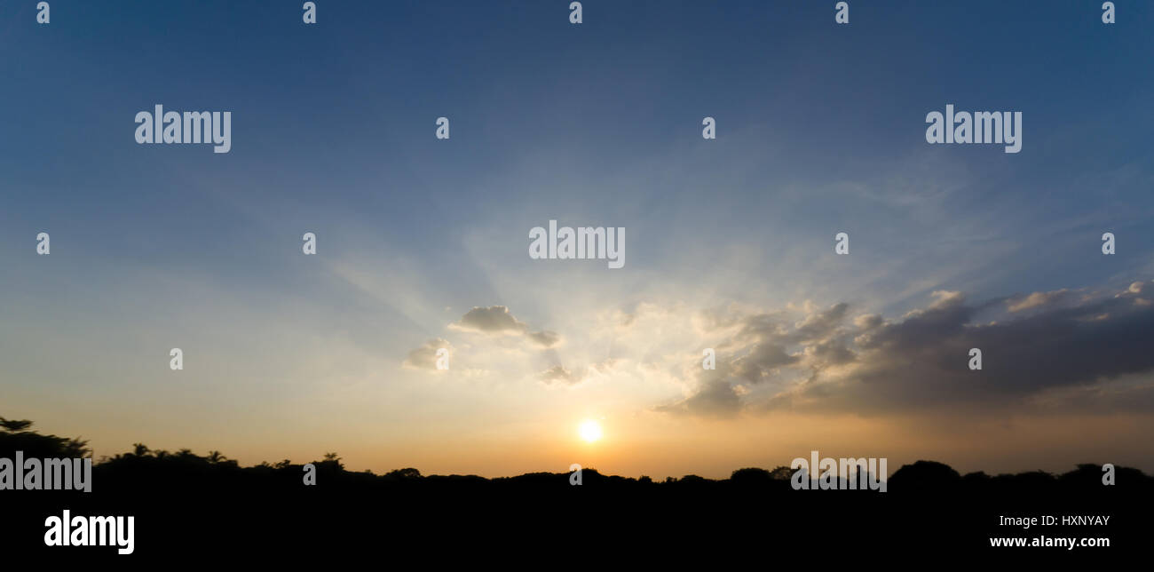 Sunshine and sunset hi-res stock photography and images - Alamy