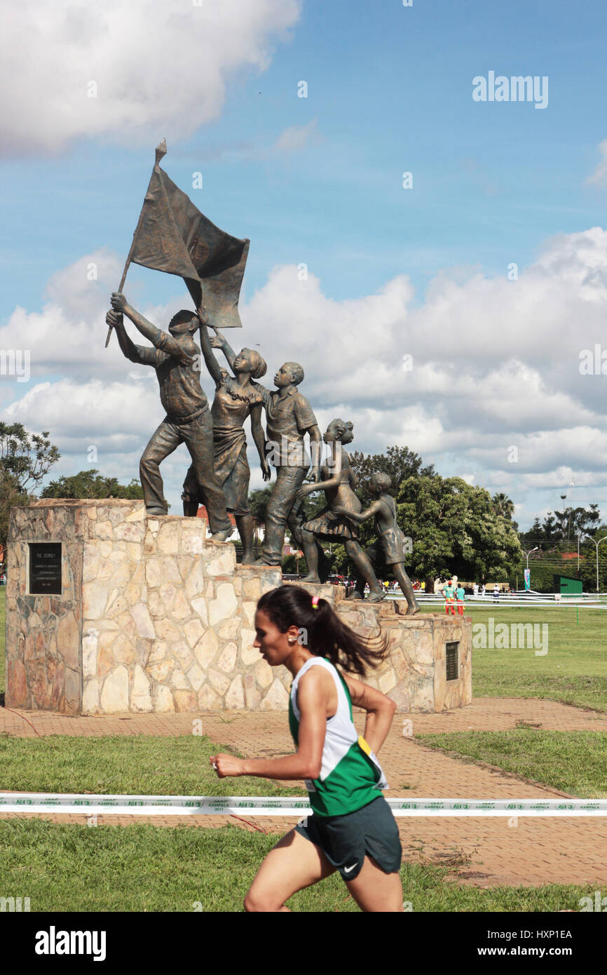 Athletes battle it out during the IAAF World Cross Country ...