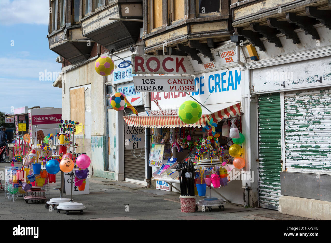 Seaside shop hi-res stock photography and images - Alamy