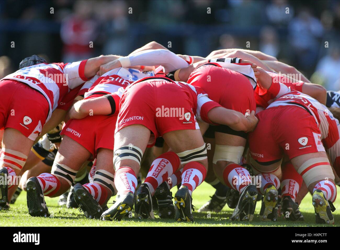 GLOUCESTER SCRUM GLOUCESTER RUGBY HEADINGLEY CARNEGIE LEEDS ENGLAND 04 ...