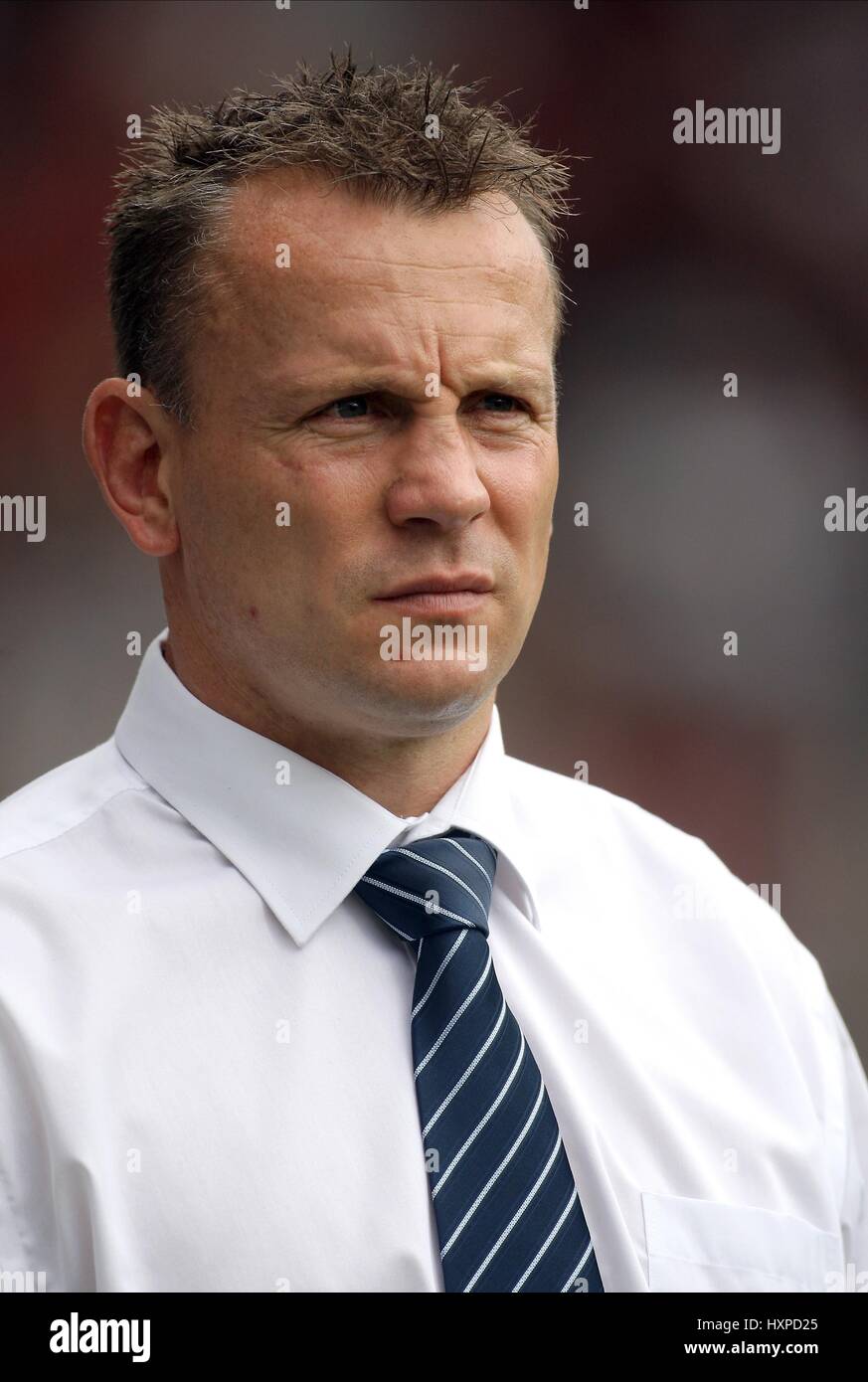 KINGSLEY JONES SALE SHARKS DIRECTOR OF RUGBY STADE MUNICIPAL TOULOUSE ...