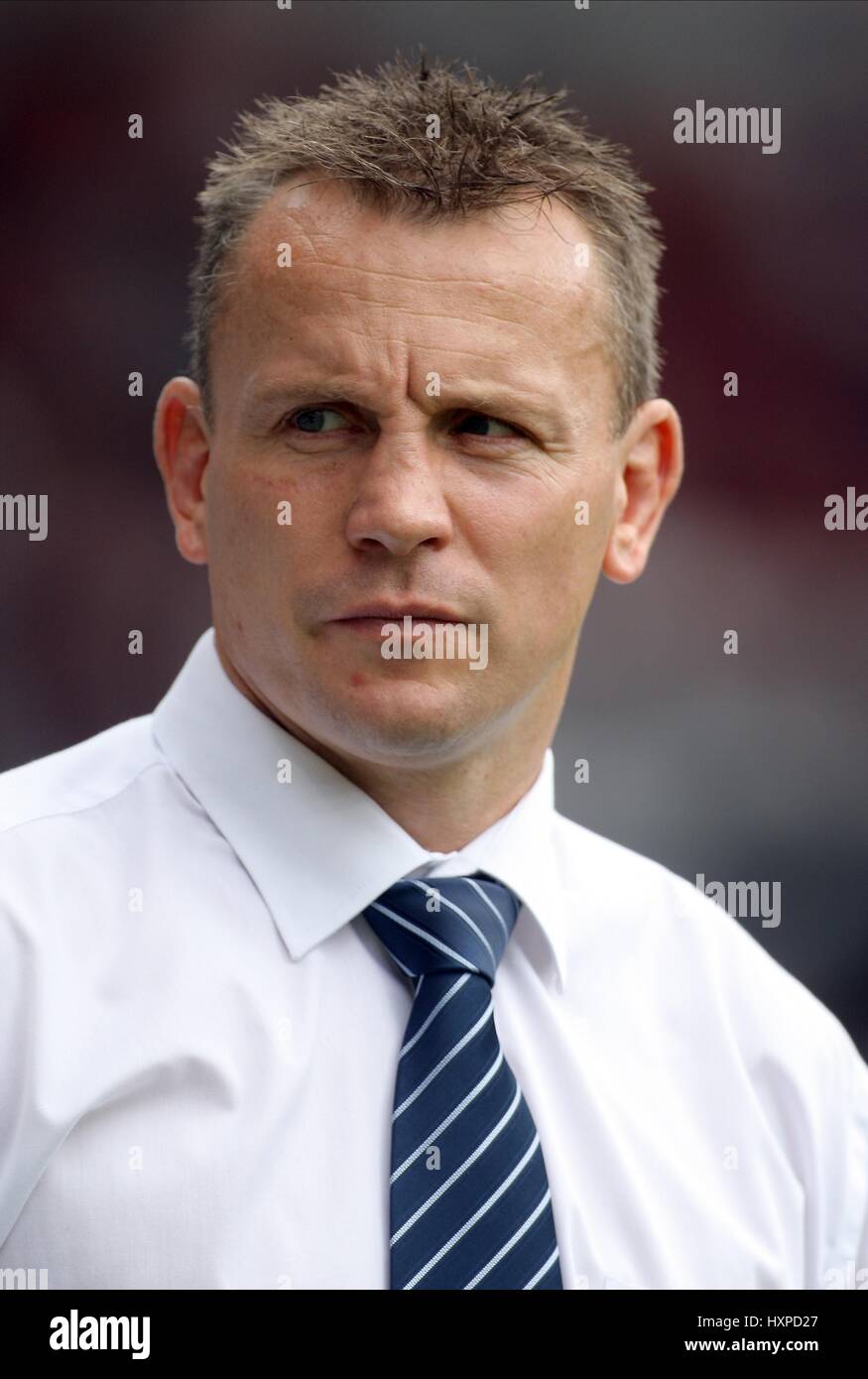 KINGSLEY JONES SALE SHARKS DIRECTOR OF RUGBY STADE MUNICIPAL TOULOUSE ...