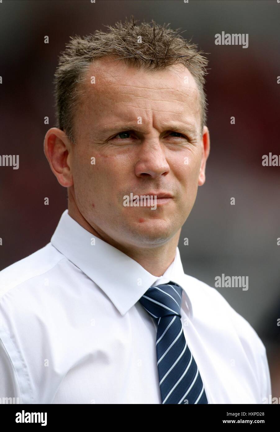 KINGSLEY JONES SALE SHARKS DIRECTOR OF RUGBY STADE MUNICIPAL TOULOUSE ...