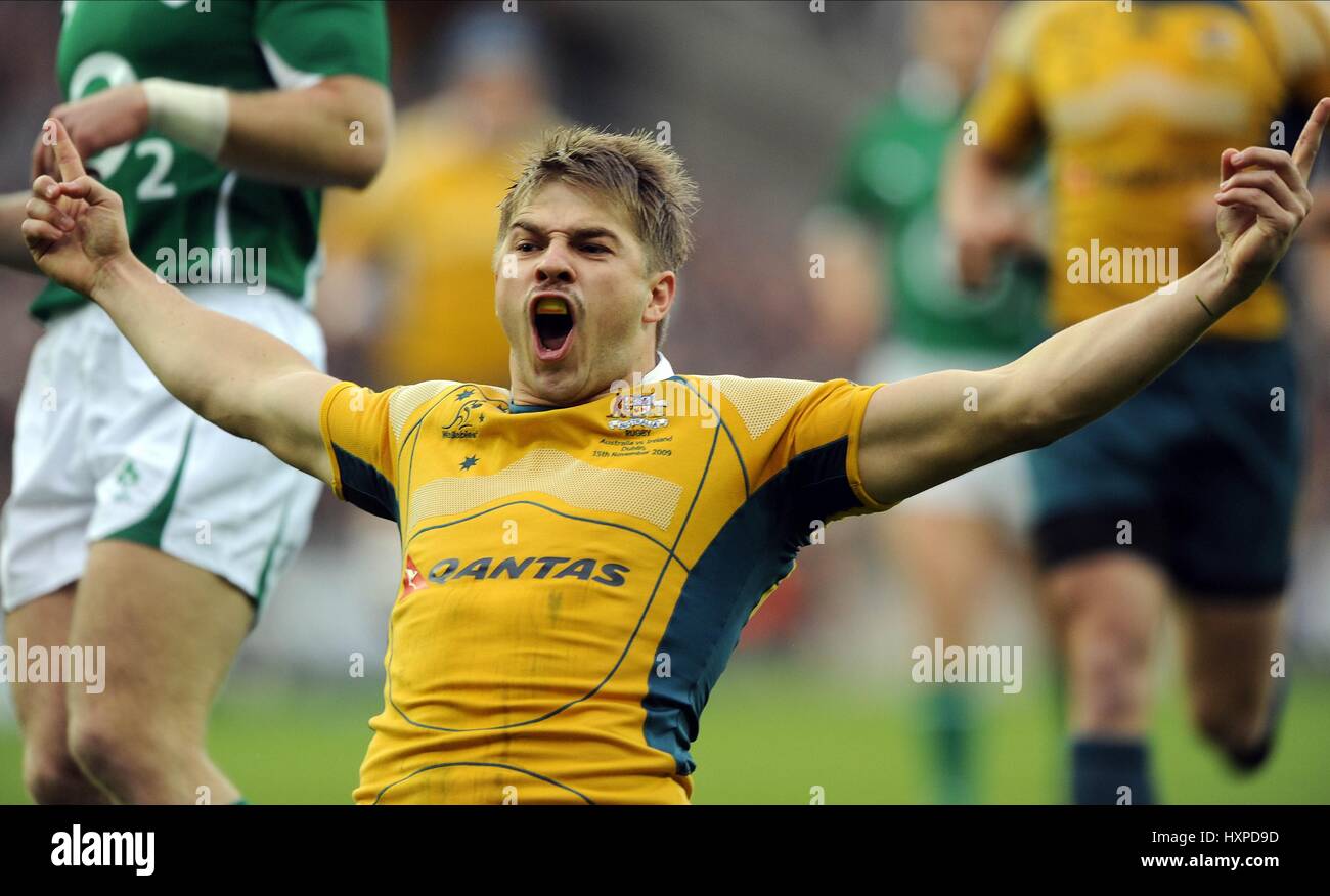 DREW MITCHELL CELEBRATES SCORI AUSTRALIA CROKE PARK DUBLIN IRELAND 15 ...