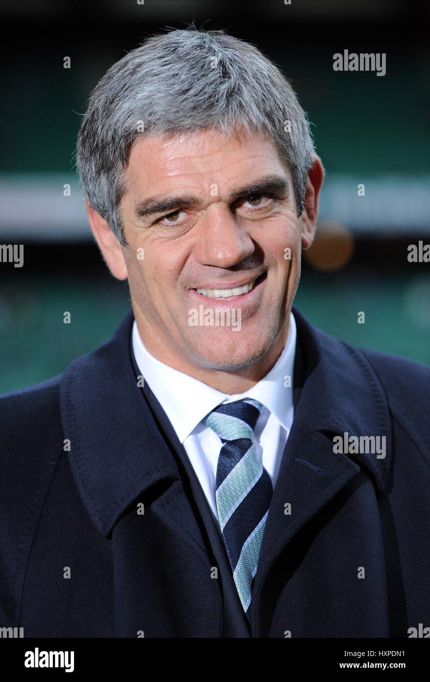 NICK MALLETT BARBARIANS & ITALY RU COACH TWICKENHAM LONDON ENGLAND 05 ...