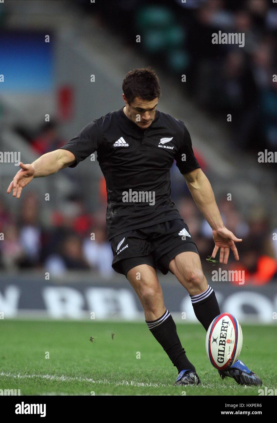 Dan Carter Kicking Wallpaper