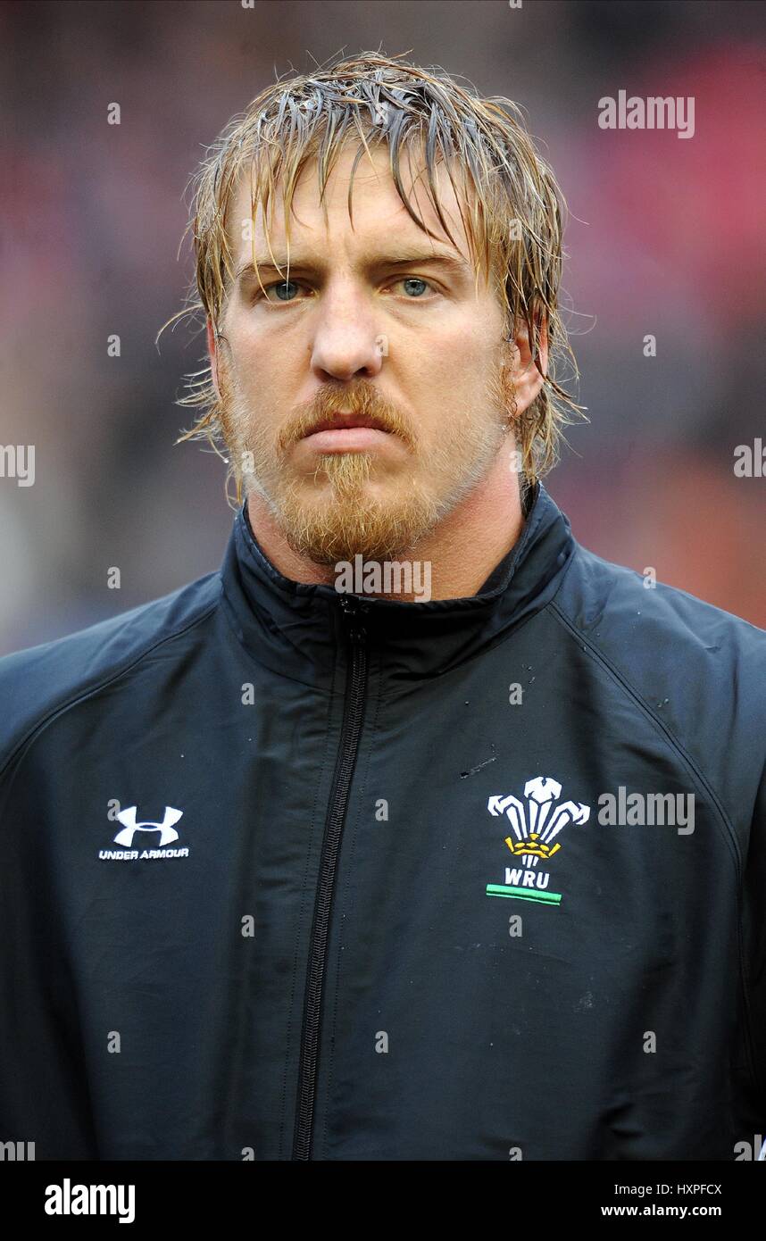 Andy powell hi-res stock photography and images - Alamy