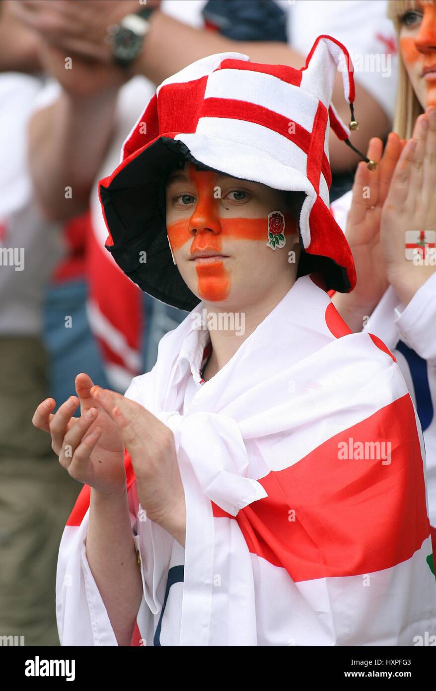 ENGLAND SUPPORTER WEARING FLAG ENGLAND V FRANCE RBS 6 NATION TWICKENHAM ...