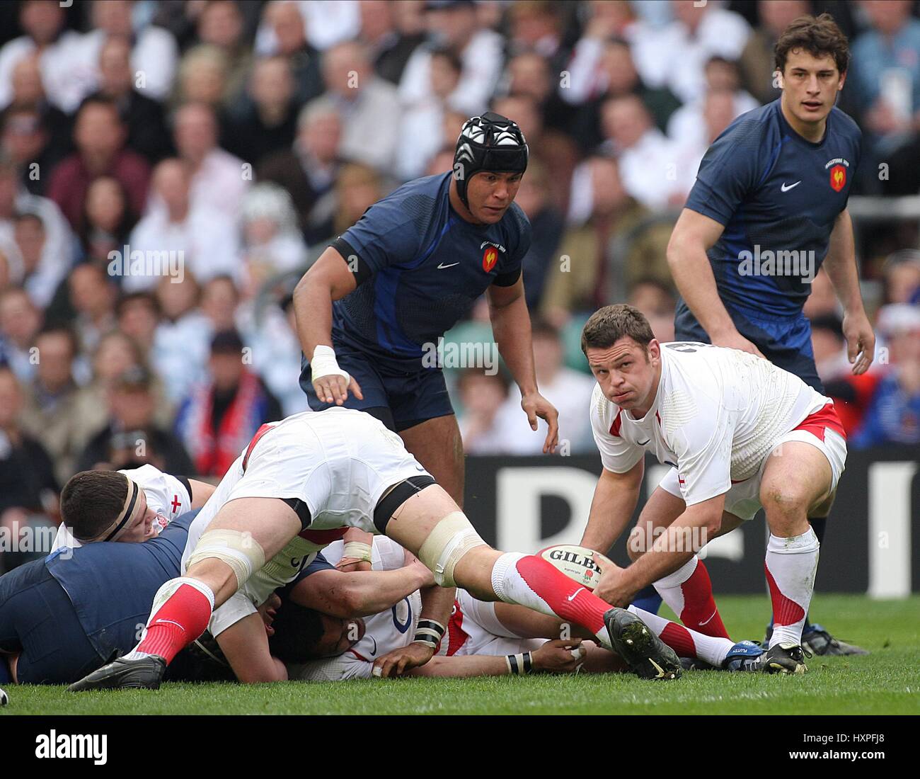 LEE MEARS ENGLAND & BATH RU TWICKENHAM MIDDLESEX ENGLAND 15 March 2009 ...