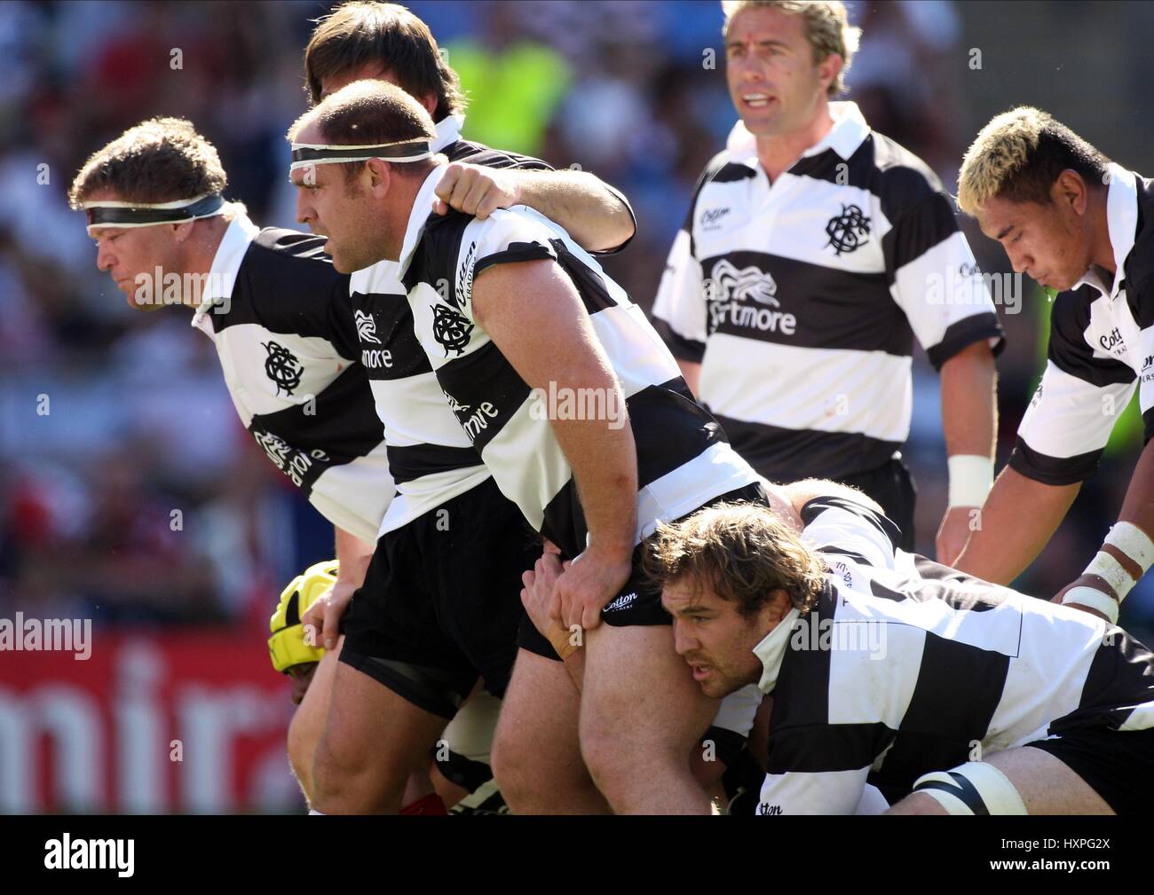 BARBARIANS LINE UP FOR SCRUM ENGLAND V BARBARIANS TWICKENHAM MIDDLESEX ...