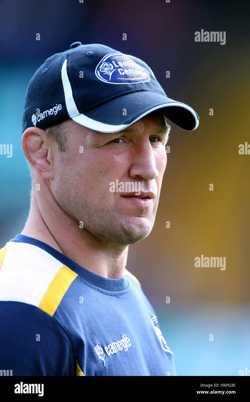 NEIL BACK LEEDS CARNEGIE RU COACH HEADINGLEY CARNEGIE LEEDS ENGLAND 20 ...