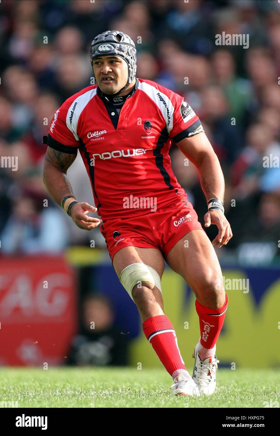 Rugby union guinness premiership welford road hi-res stock photography ...