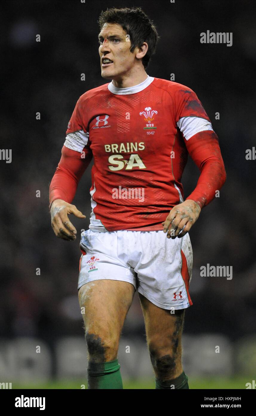 James hook rugby wales hi-res stock photography and images - Alamy