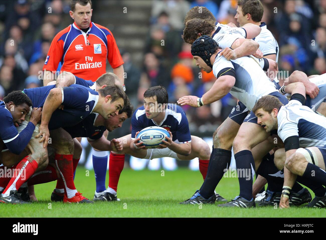 Rugby scotland scrum hi-res stock photography and images - Alamy