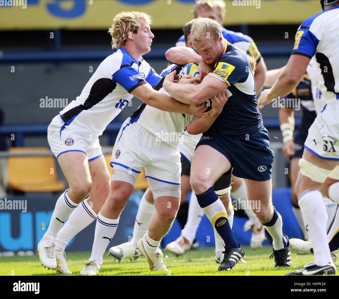 Rugby in action hi-res stock photography and images - Alamy