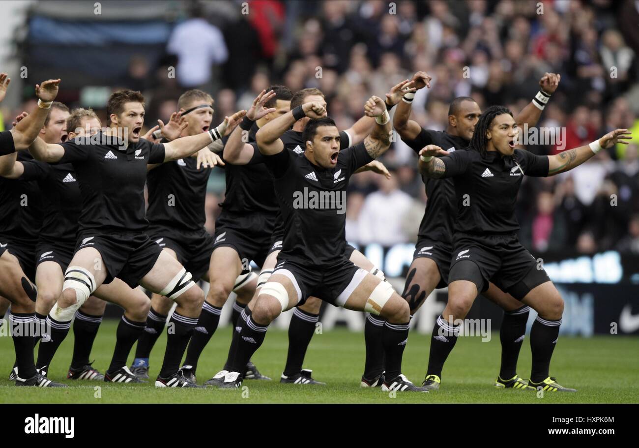 Haka new zealand hi-res stock photography and images - Alamy