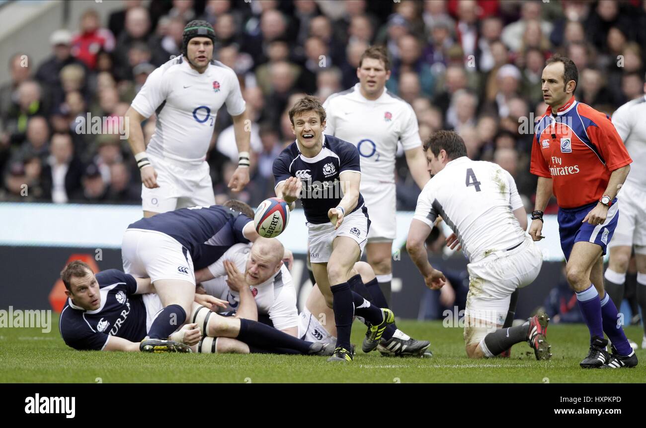 Rugby scotland scrum hi-res stock photography and images - Alamy