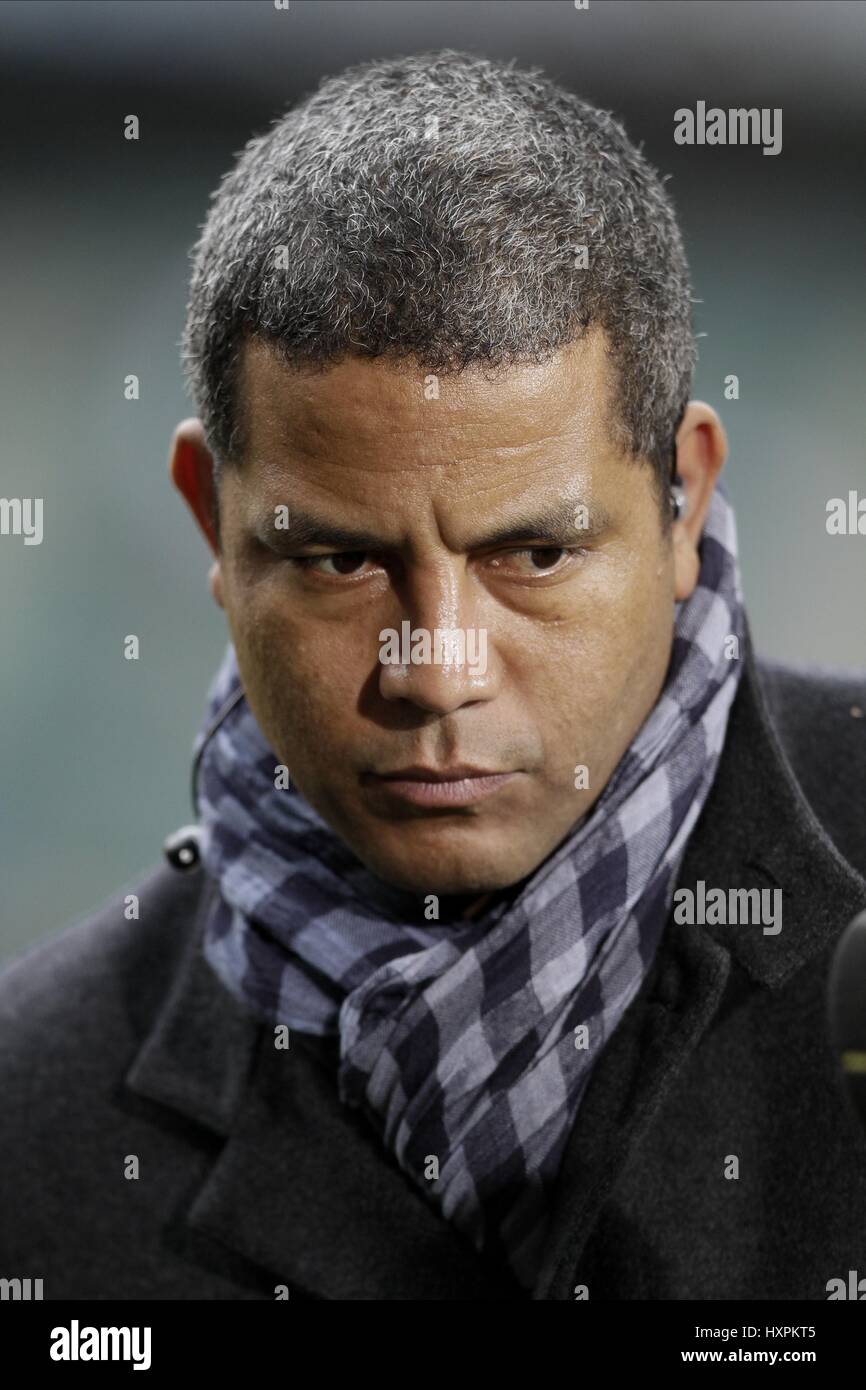 Jeremy guscott of england hi-res stock photography and images - Alamy