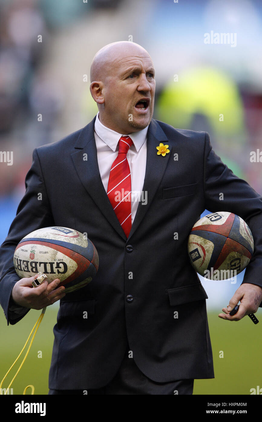 SHAUN EDWARDS WALES RU DEFENCE COACH WALES RU DEFENCE COACH TWICKENHAM ...