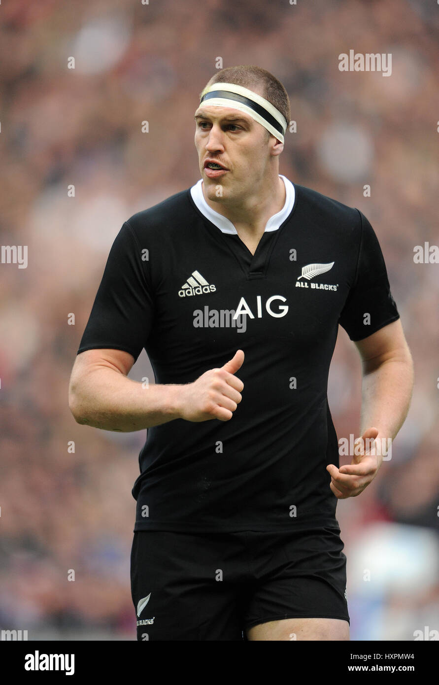 Brodie retallick rugby hi-res stock photography and images - Alamy