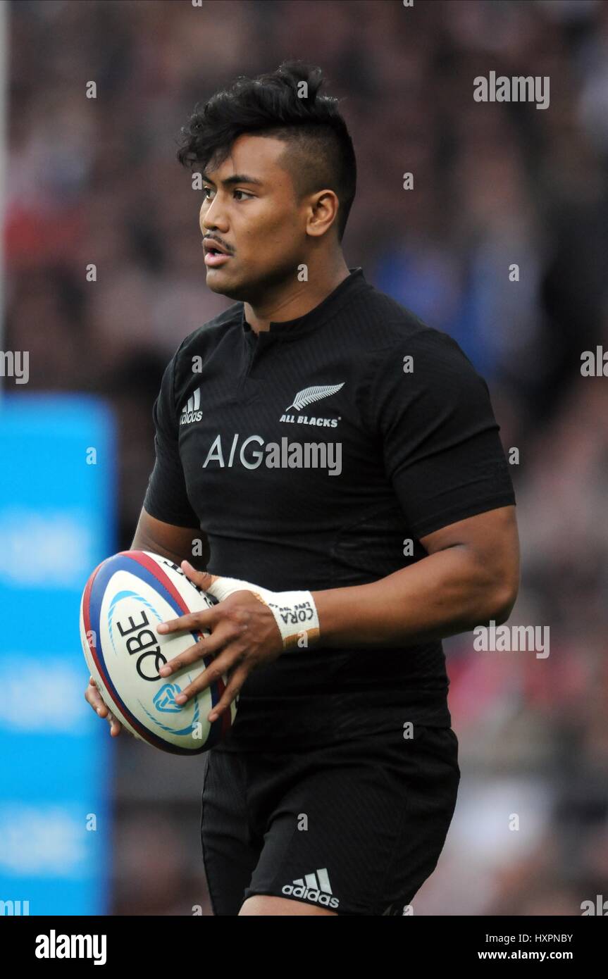 Julian savea rugby hi-res stock photography and images - Alamy