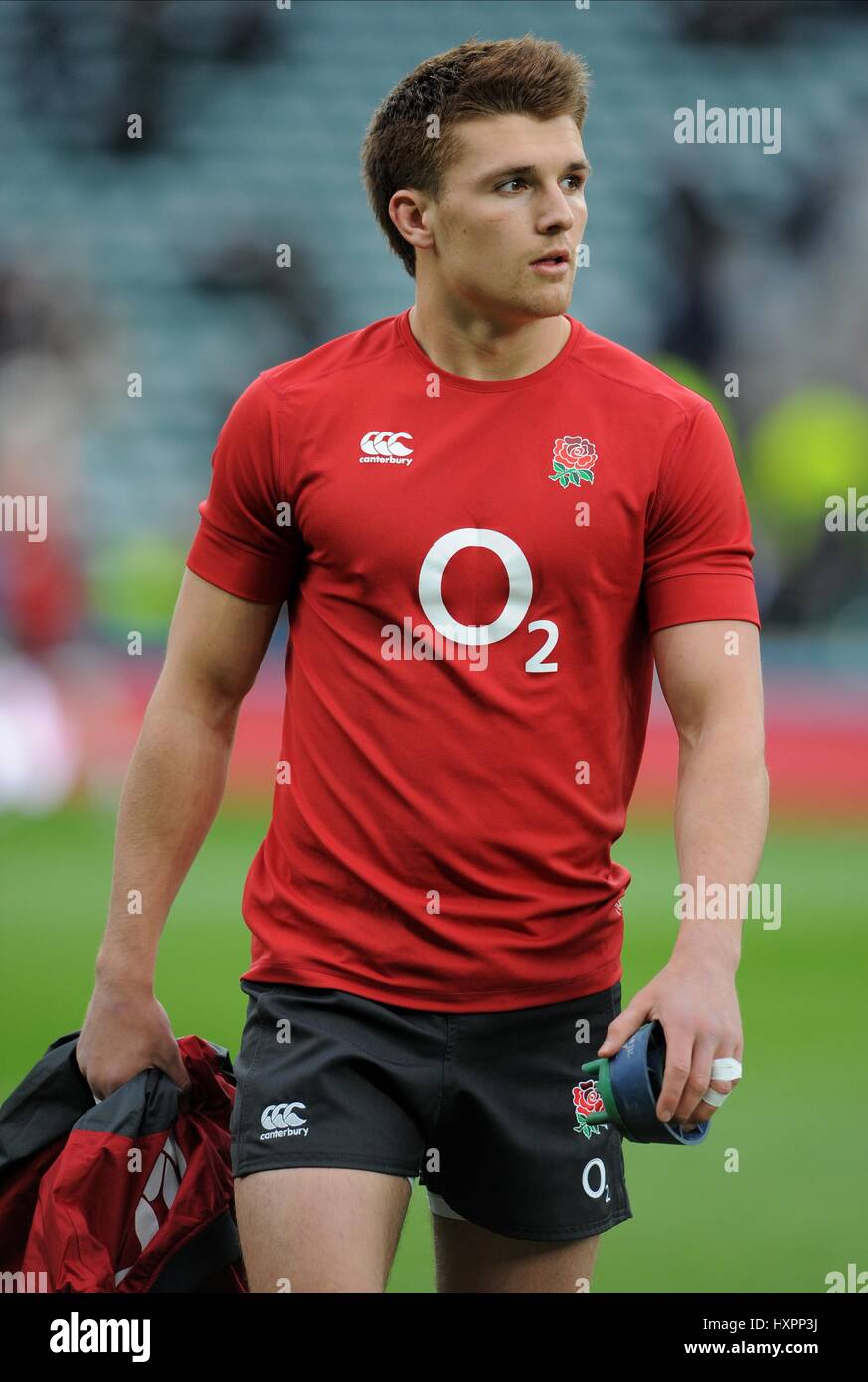 Henry slade exeter chiefs hi-res stock photography and images - Alamy