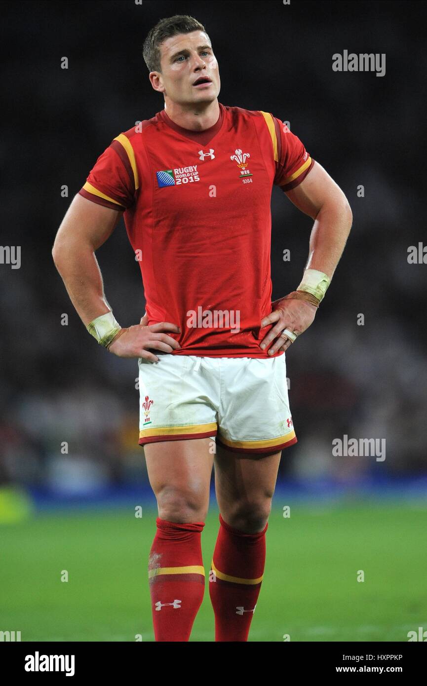 SCOTT WILLIAMS WALES SCARLETS WALES & SCARLETS TWICKENHAM LONDON ...