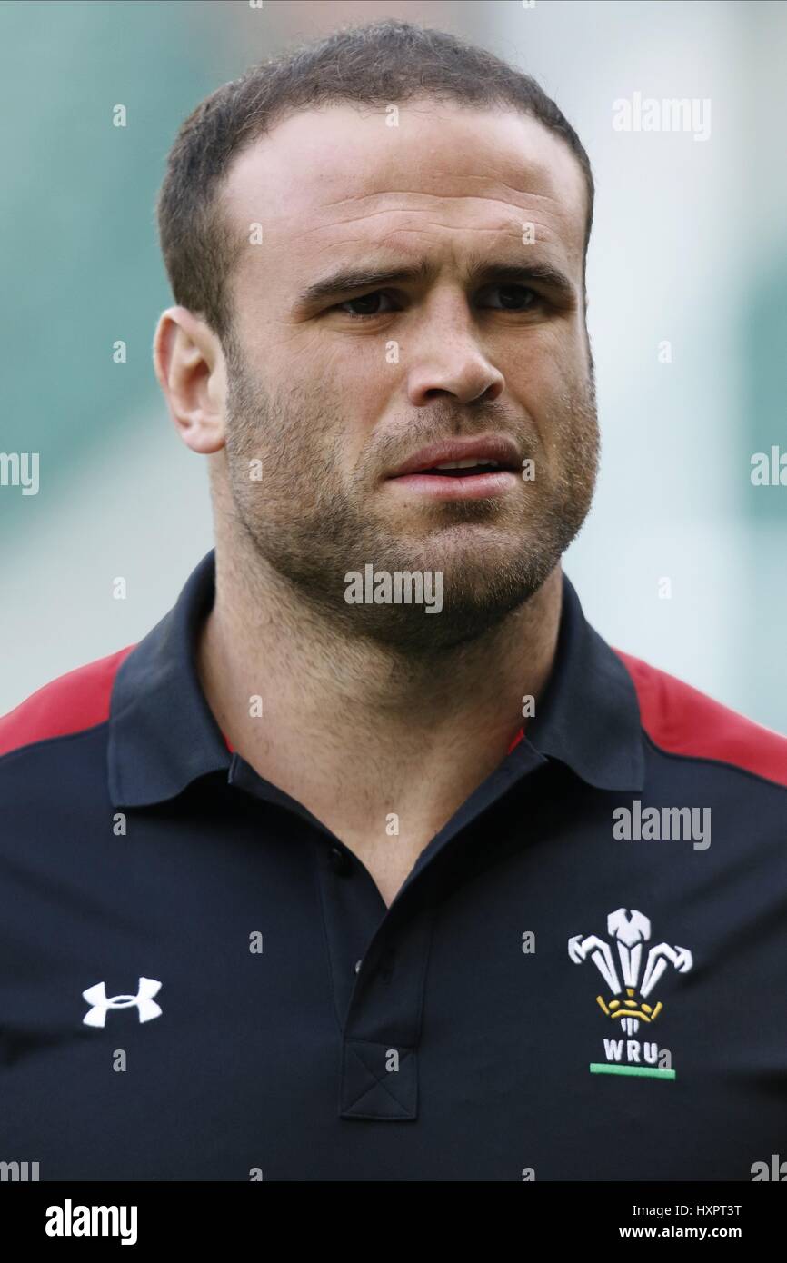JAMIE ROBERTS WALES HARLEQUINS WALES & HARLEQUINS TWICKENHAM LONDON ...