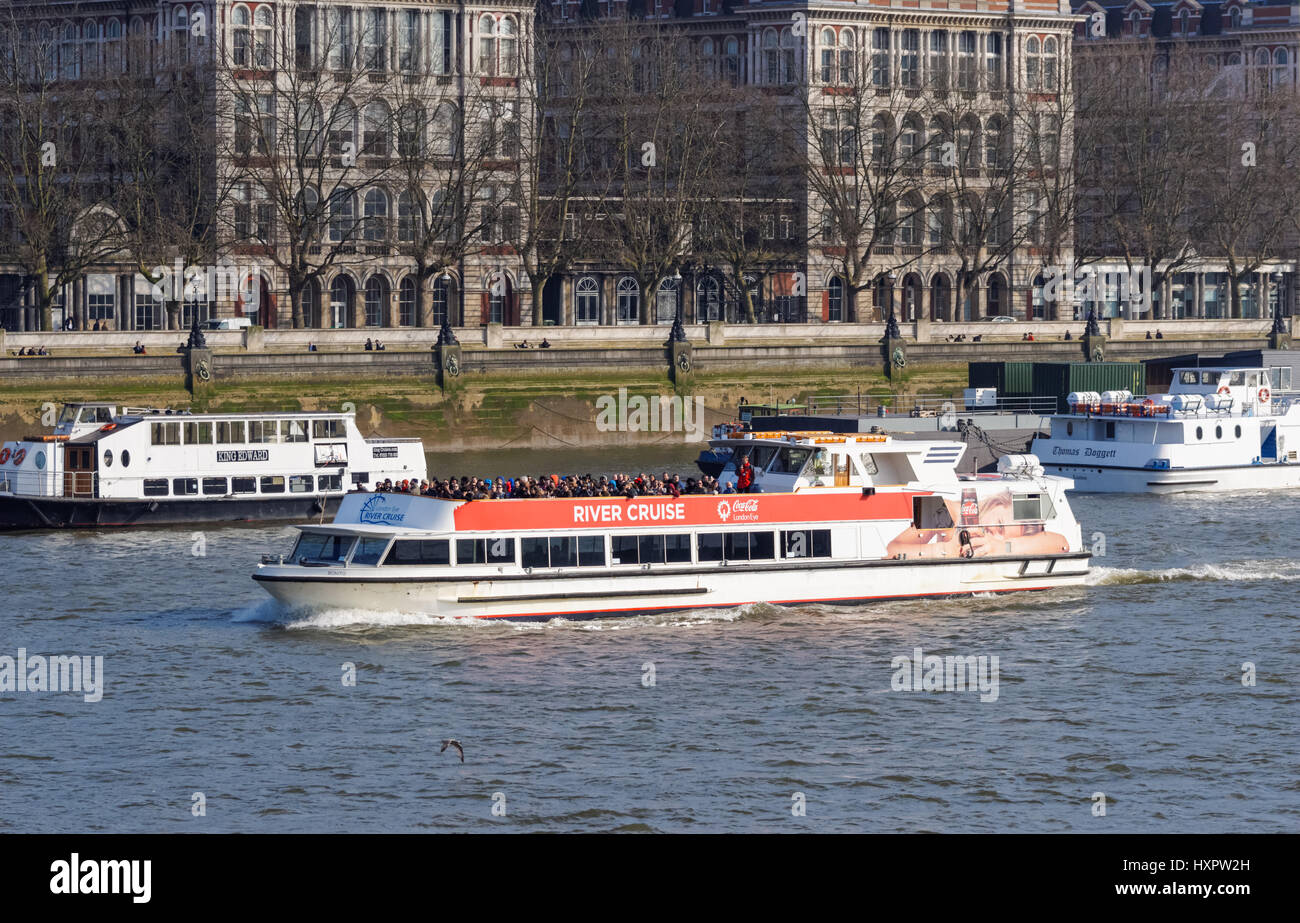 British river tours hi-res stock photography and images - Alamy