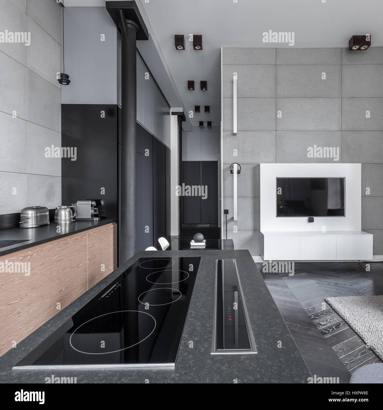 Modern cooking hi-res stock photography and images - Alamy