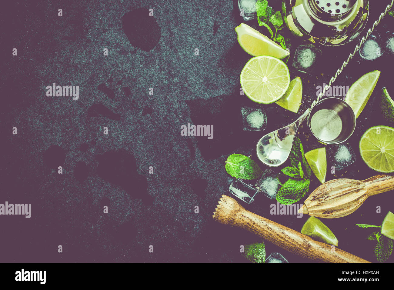 Cocktail menu template hi-res stock photography and images - Alamy