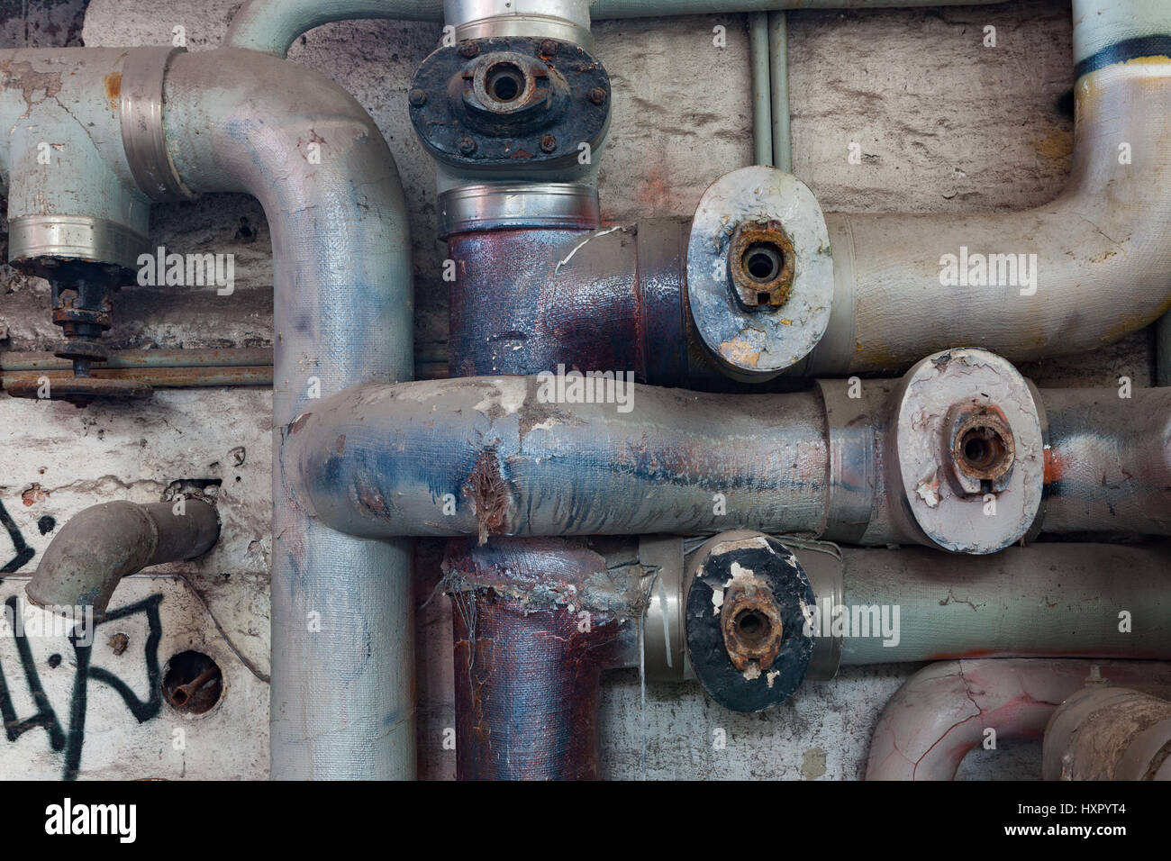Old piping in abandoned building hi-res stock photography and images ...