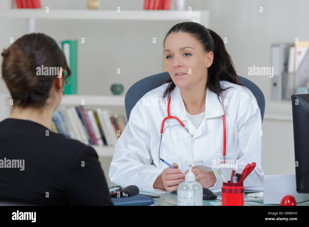 medical doctor and patient Stock Photo - Alamy